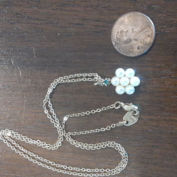 Avon NR | Jewelry | Avon Vintage Collectible Necklace Nr | Poshmark